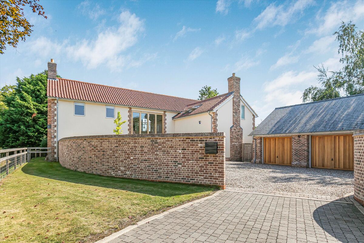 house for sale in Long Lane, Fowlmere, Royston, Cambridgeshire, SG8 ...