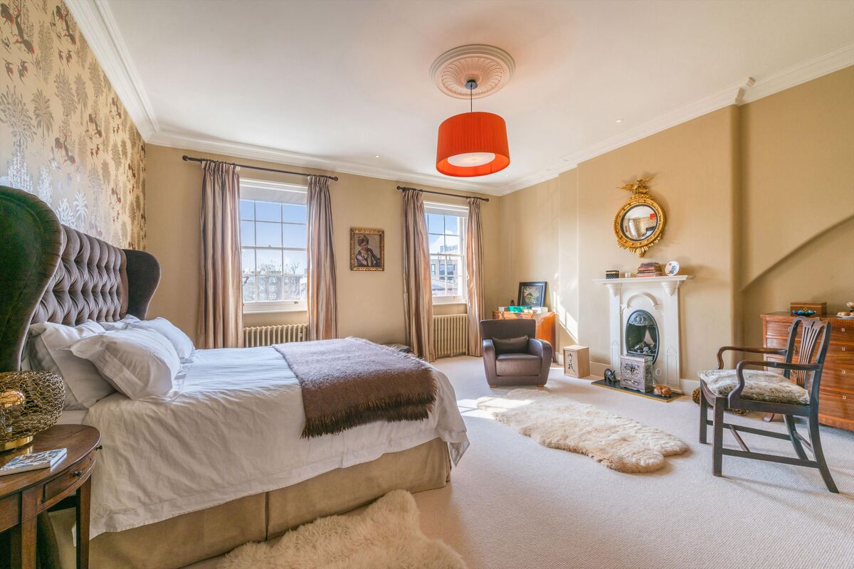 house for sale in Oval Road, London, NW1 - BSZ012260055 | Knight Frank