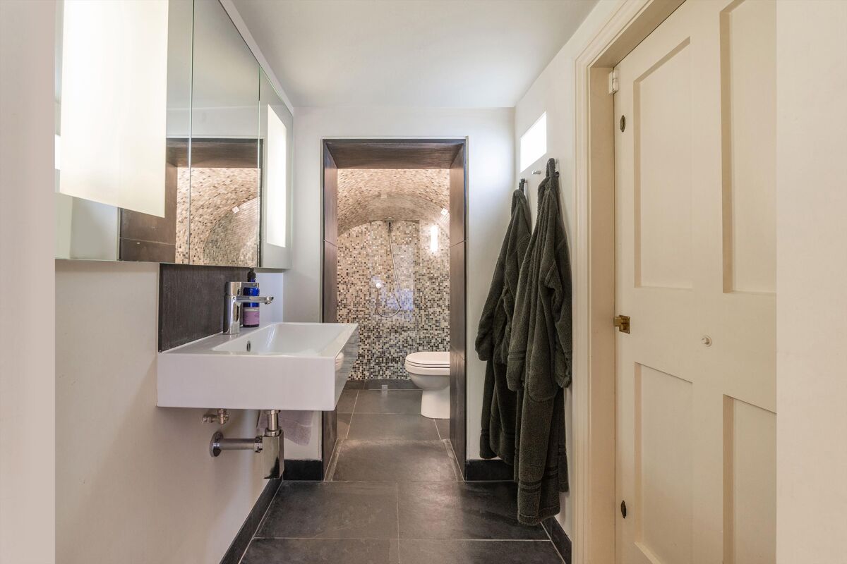 house for sale in Oval Road, London, NW1 - BSZ012260055 | Knight Frank