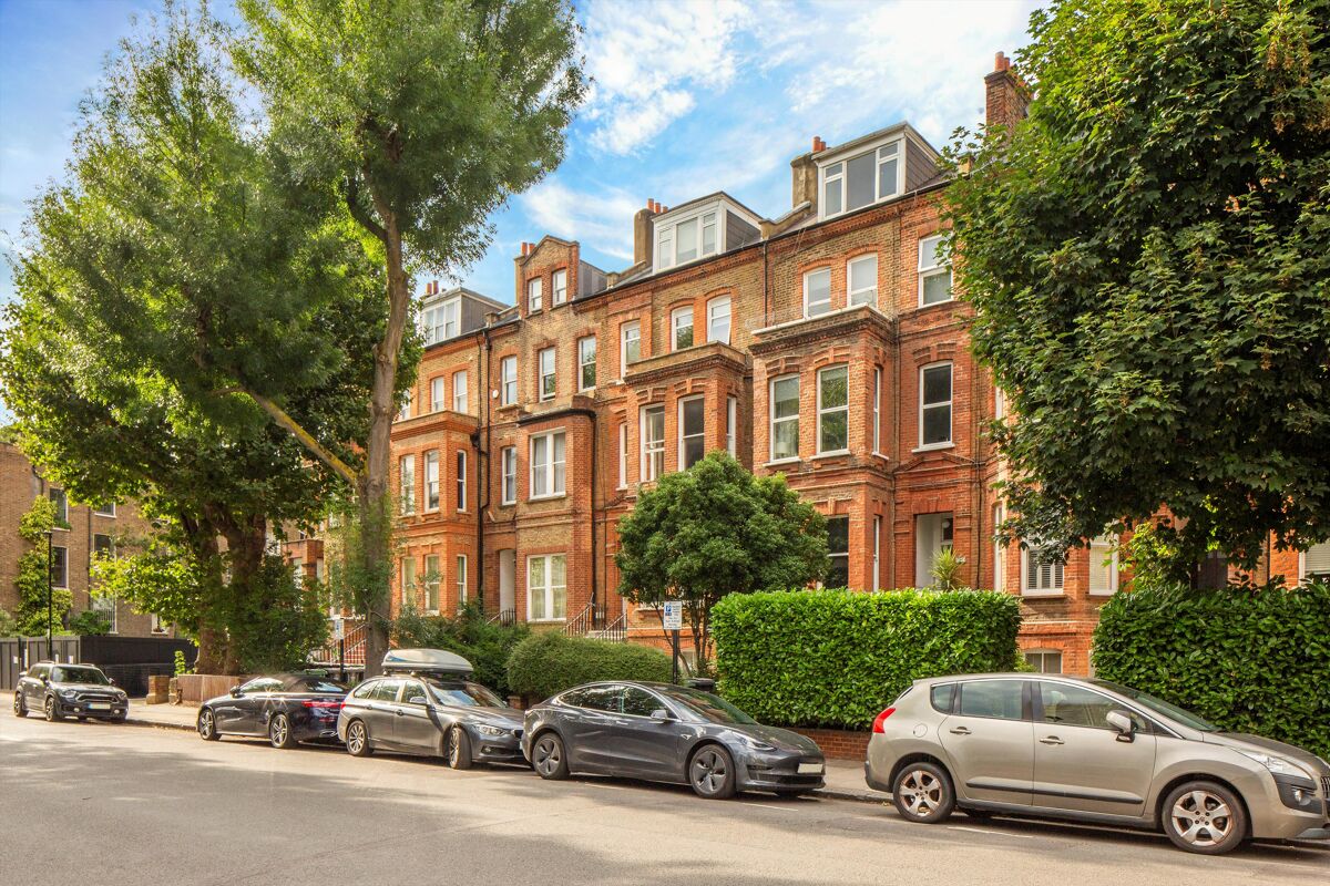 flat for sale in Fellows Road, Belsize Park, London, NW3 - bsz012323799 ...