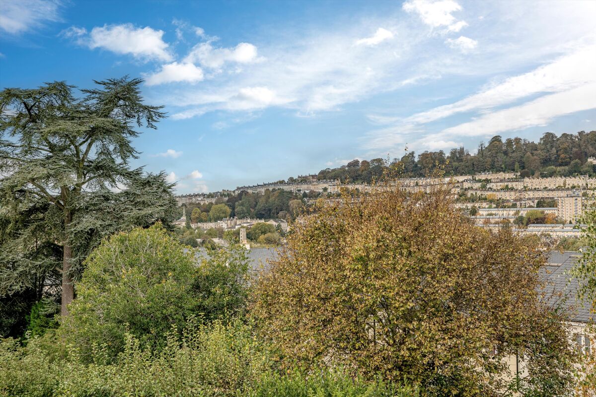 house for sale in Inglis Court, Bath, Somerset, BA2 - bth012481779 ...