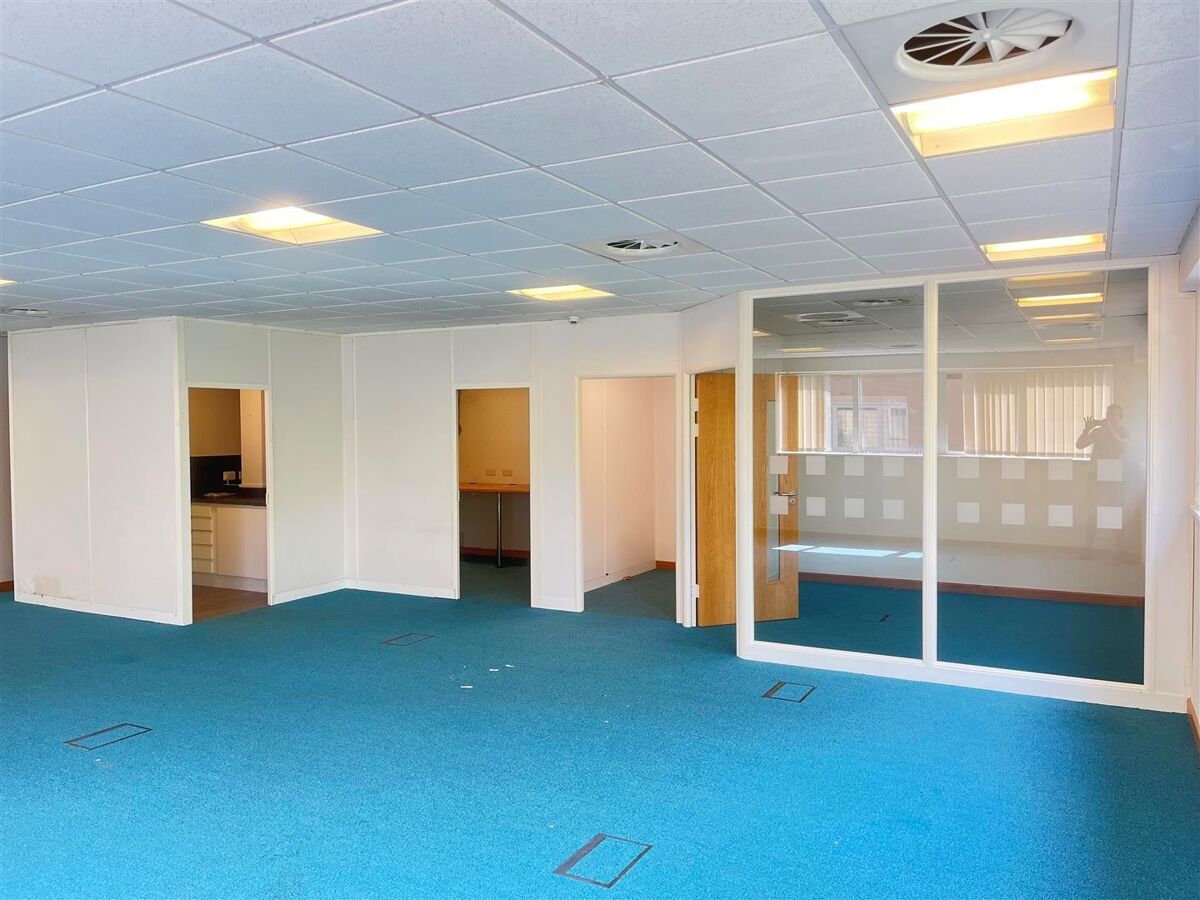Office (Bus. Park) to rent in 8 Green Meadow Springs Business Park ...