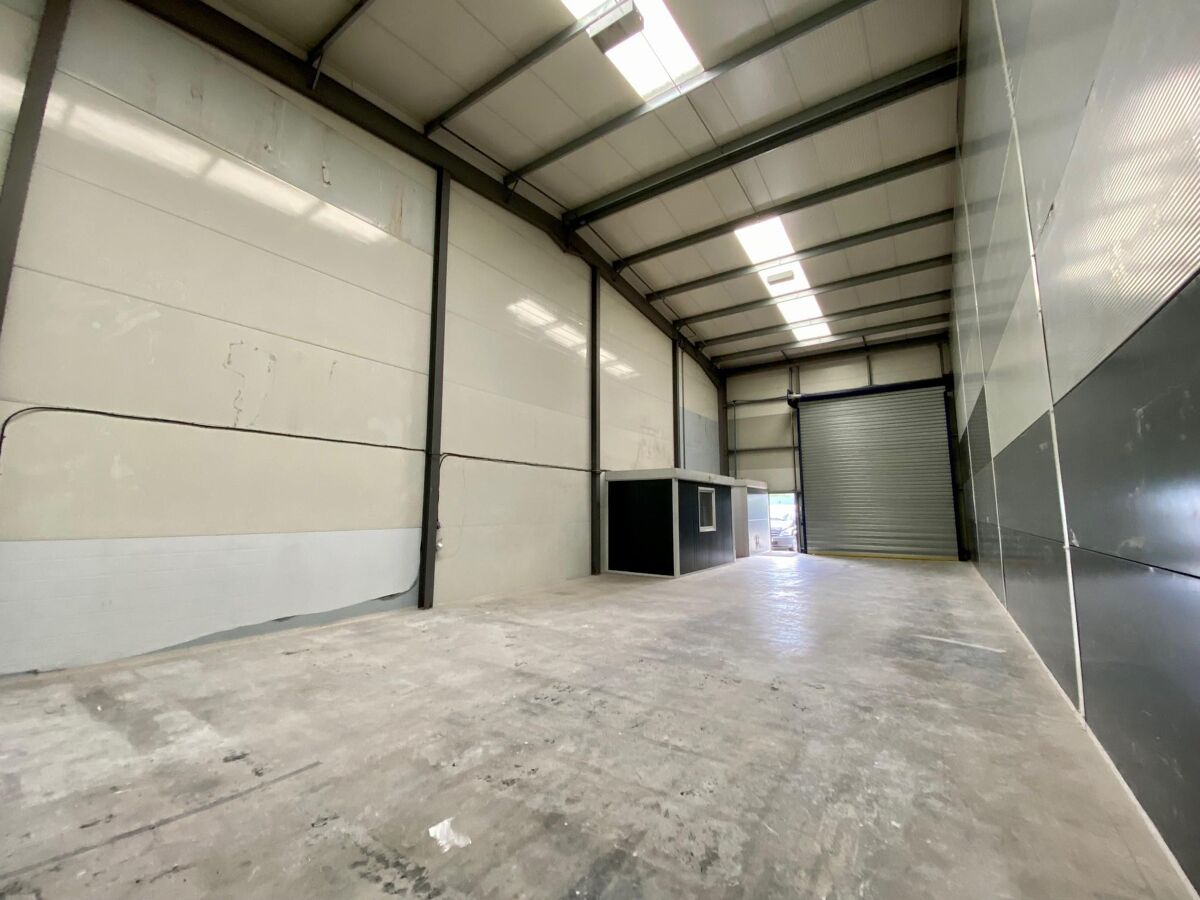 TO LET: Industrial / Trade Counter / Warehouse Units Newport Business ...