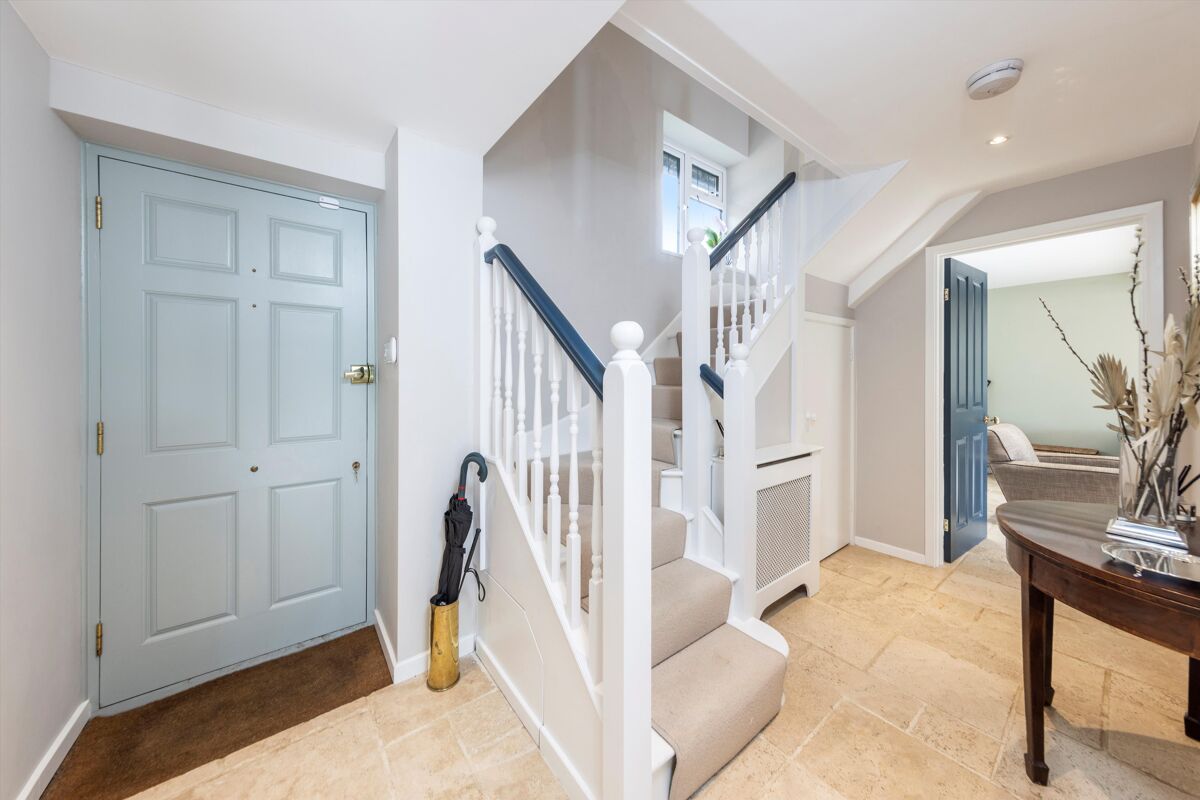 house for sale in School Lane, Fetcham, Leatherhead, Surrey, KT22 ...