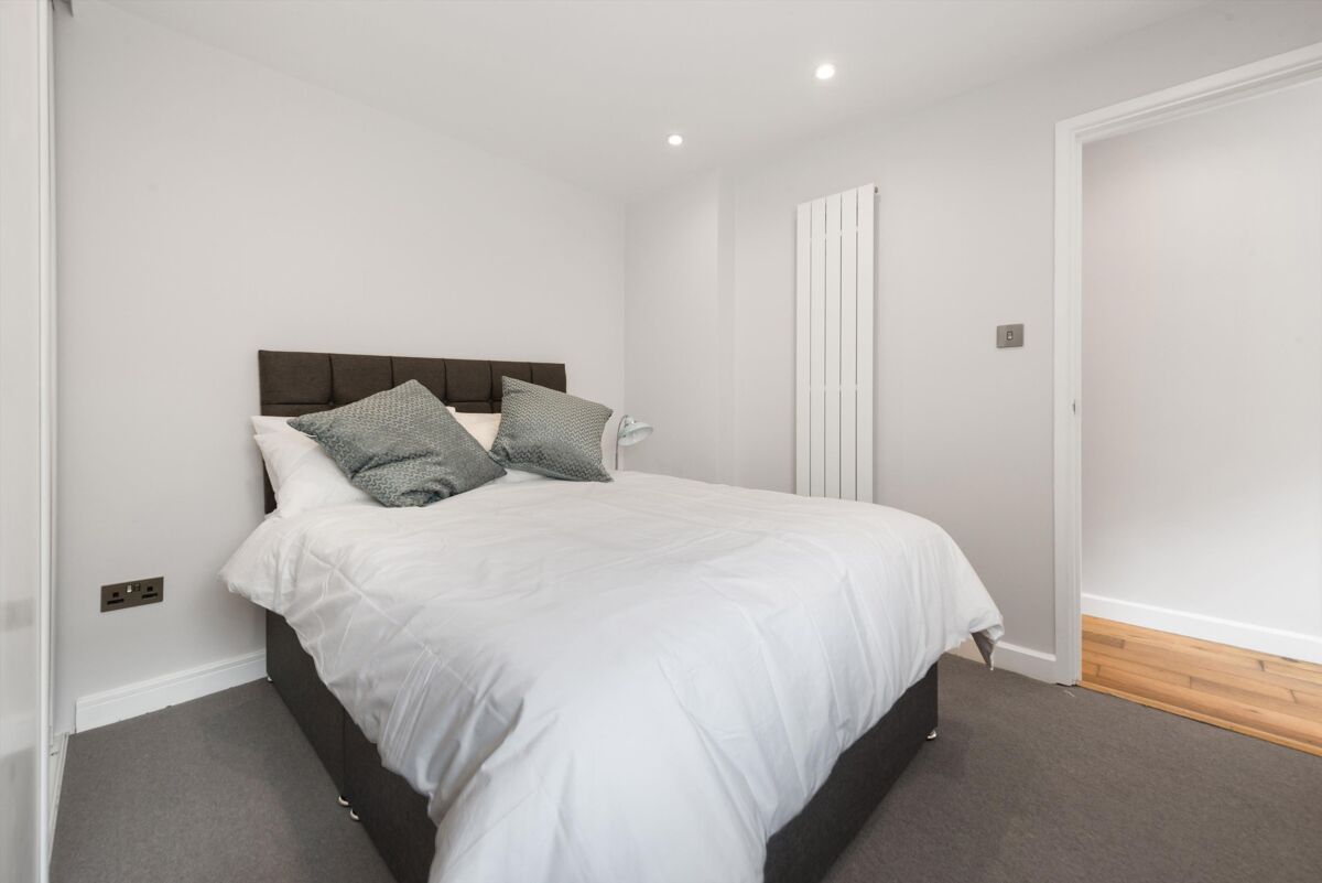 Flat To Rent In Alleyn Court Sussex Gardens Hyde Park London W2 flat-to-rent-in-alleyn-court-sussex-gardens-hyde-park-london-w2
