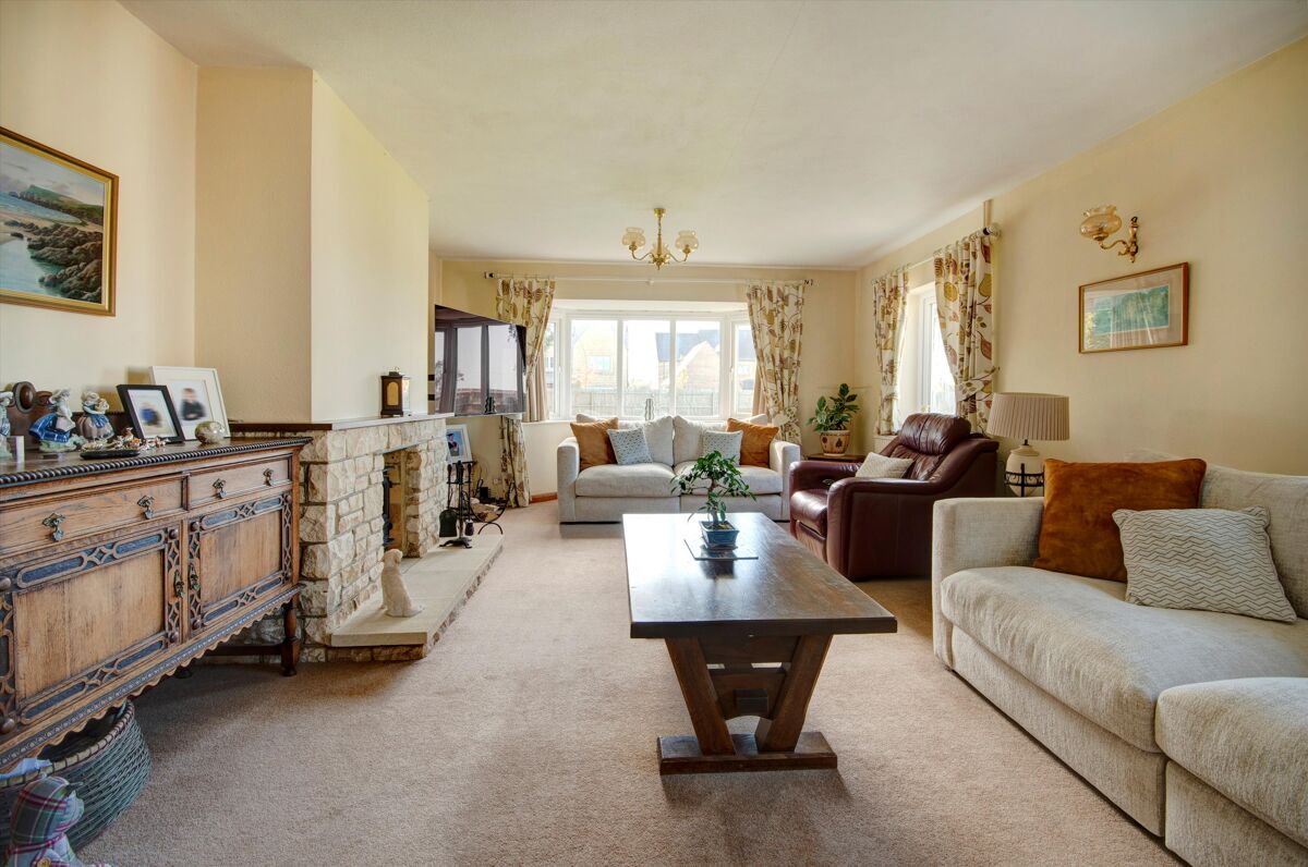 house for sale in Shutter Lane, Gotherington, Cheltenham ...