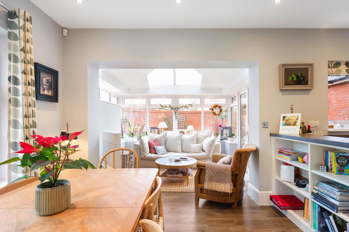 house for sale in Honeysuckle Avenue, Cheltenham, Gloucestershire, GL53 ...