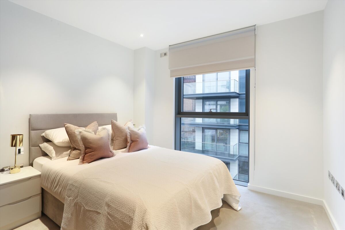 flat for sale in Waterfront Drive, London, SW10 - chl012592556 | Knight ...