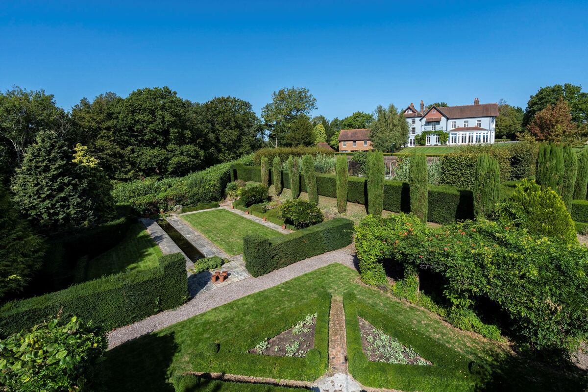 house for sale in Salehurst, East Sussex, TN32 - CHO000541 | Knight Frank