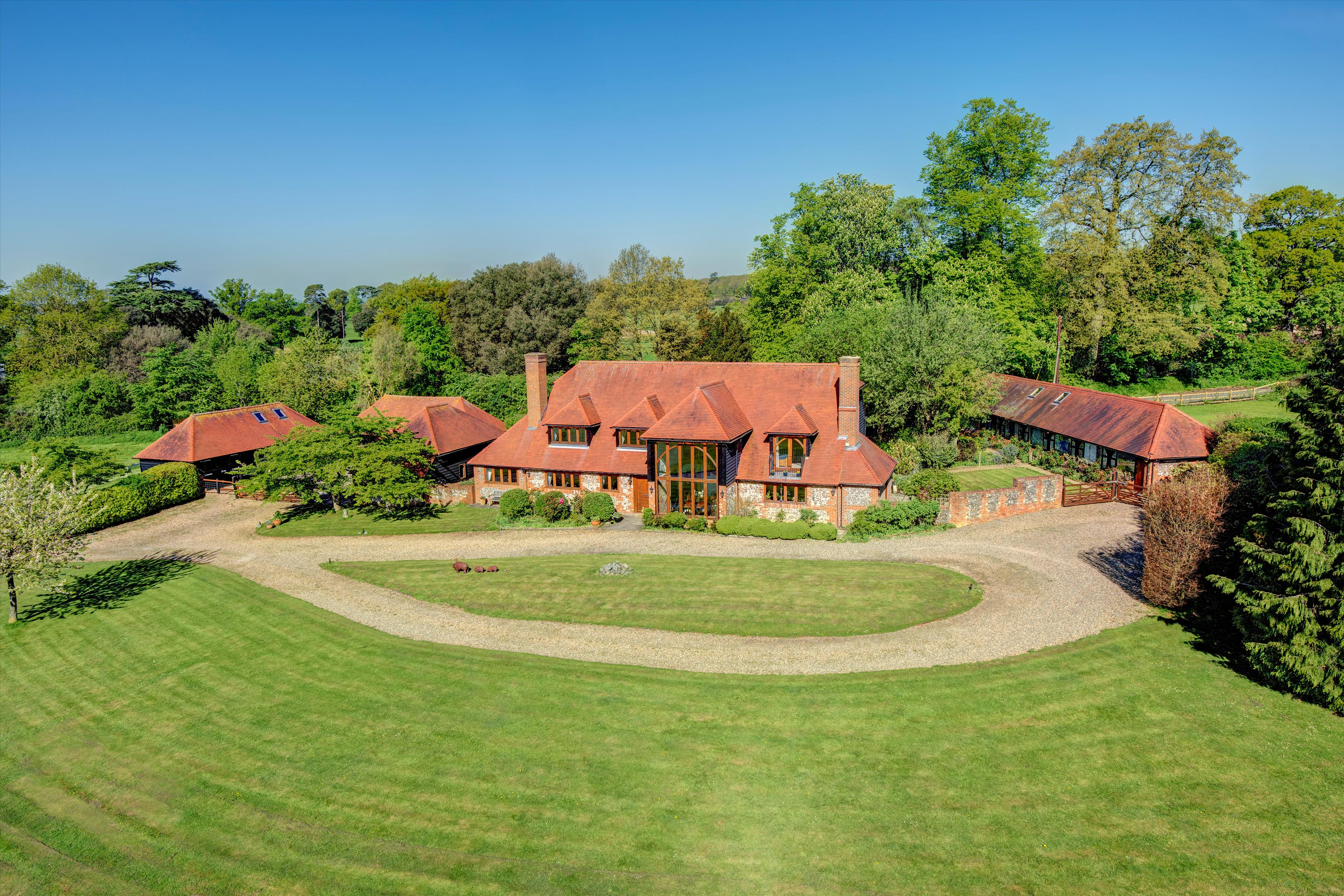 Equestrian properties for sale or rent - UKLandandFarms.co.uk