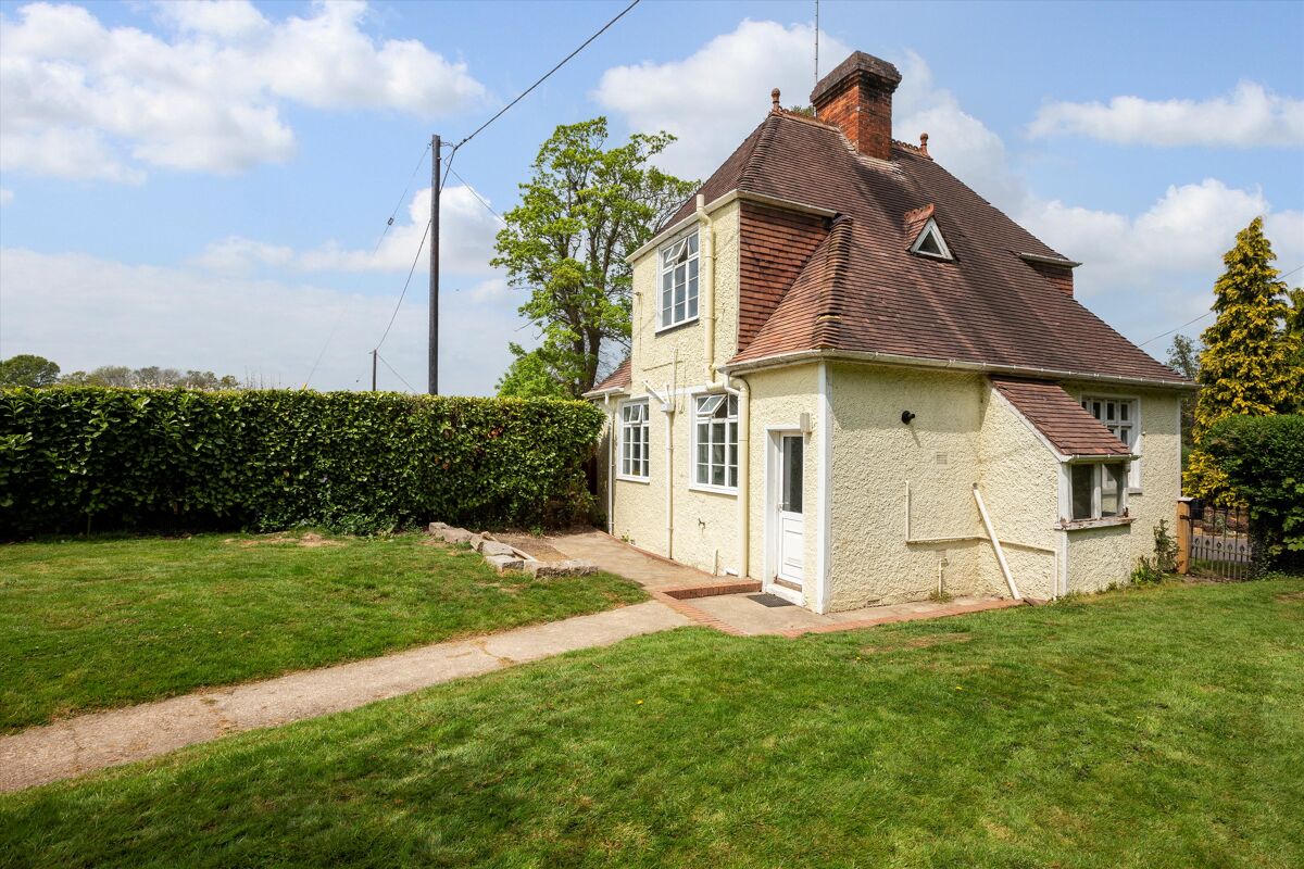 house for sale in Guildford Road, Broadbridge Heath, Horsham, West ...