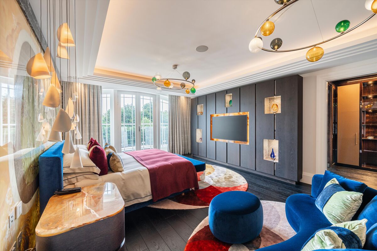 house for sale in Rodona Road, St George's Hill, Weybridge, Surrey ...