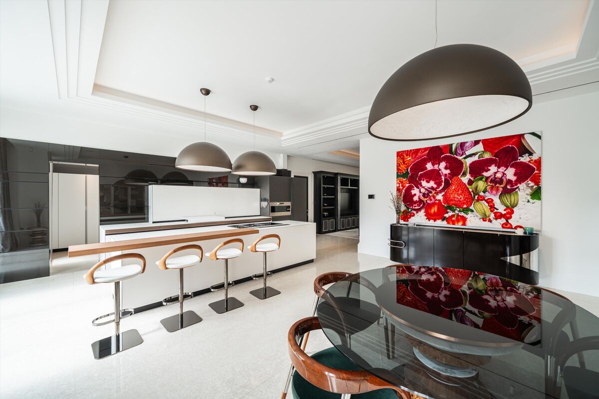 house for sale in Rodona Road, St George's Hill, Weybridge, Surrey ...
