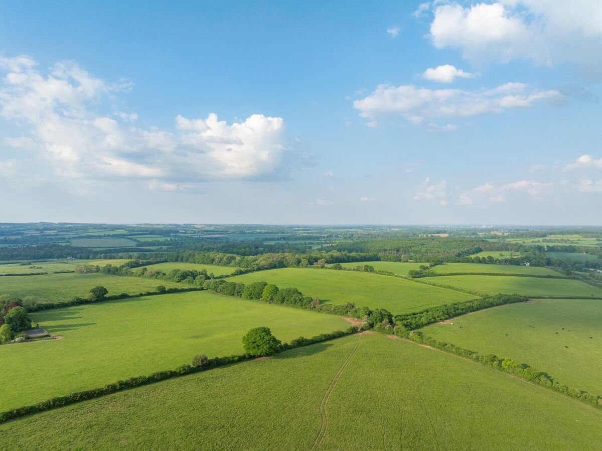 farm/estate for sale in Overton, Basingstoke, Hampshire, RG25 ...