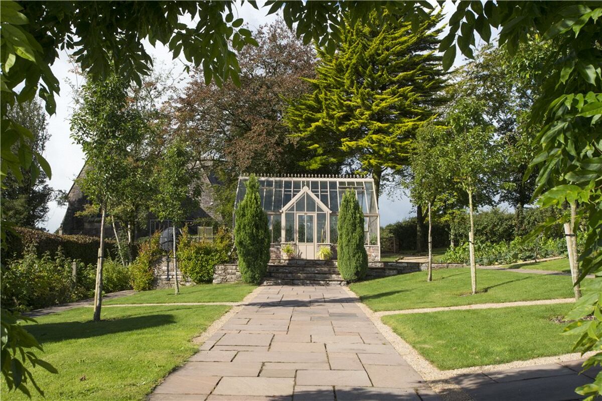 house for sale in Hockworthy, Wellington, Devon, TA21 - cho160220 ...