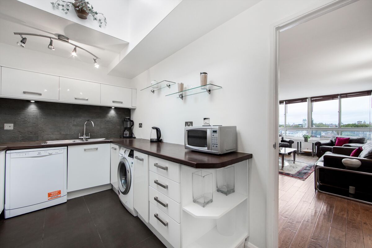 flat to rent in Pier House, 31 Cheyne Walk, Chelsea, London, SW3 ...