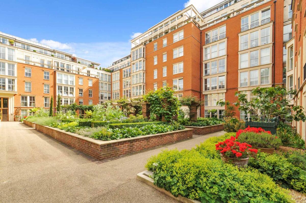 flat to rent in Coleridge Gardens, London, SW10 - chq012363311 | Knight ...