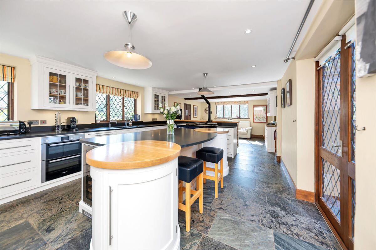 house for sale in Brookend, Stebbing, Dunmow, Essex, CM6 - cmb012547518 ...