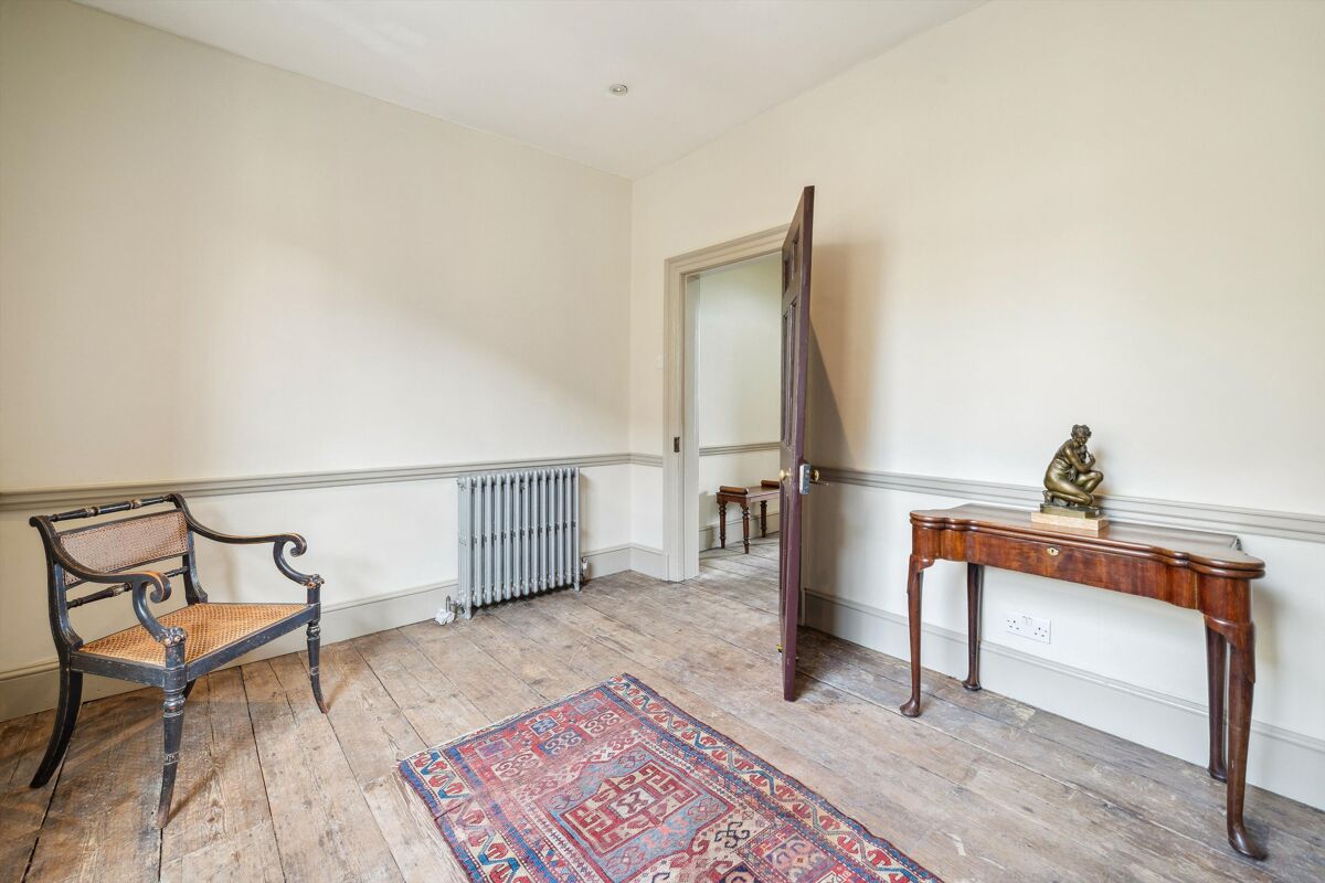 house for sale in Coldharbour, London, E14 - CNW012269967 | Knight Frank