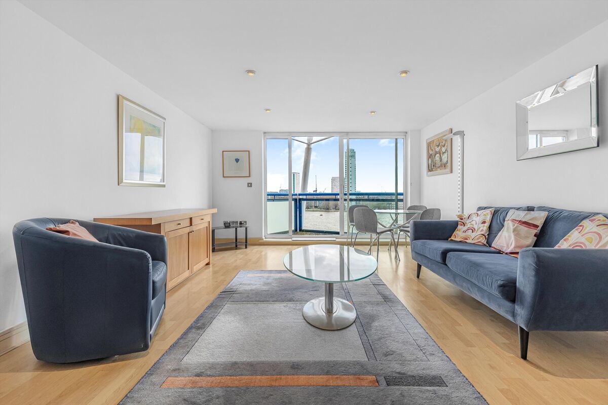 apartment for sale in Apollo Building, Newton Place, London, E14 ...