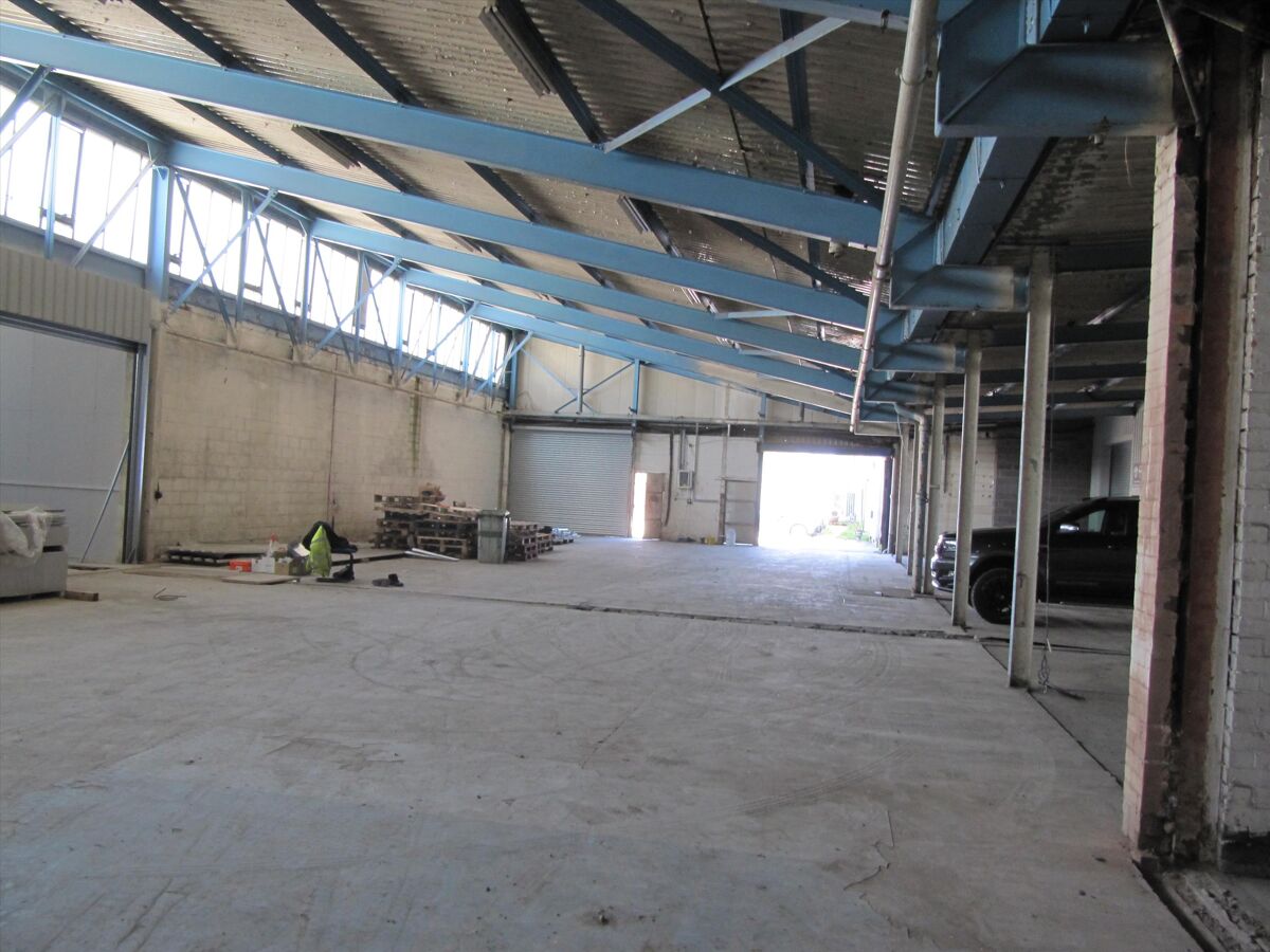 Industrial/Distribution to rent in Helmsmann House, Norham Road North ...
