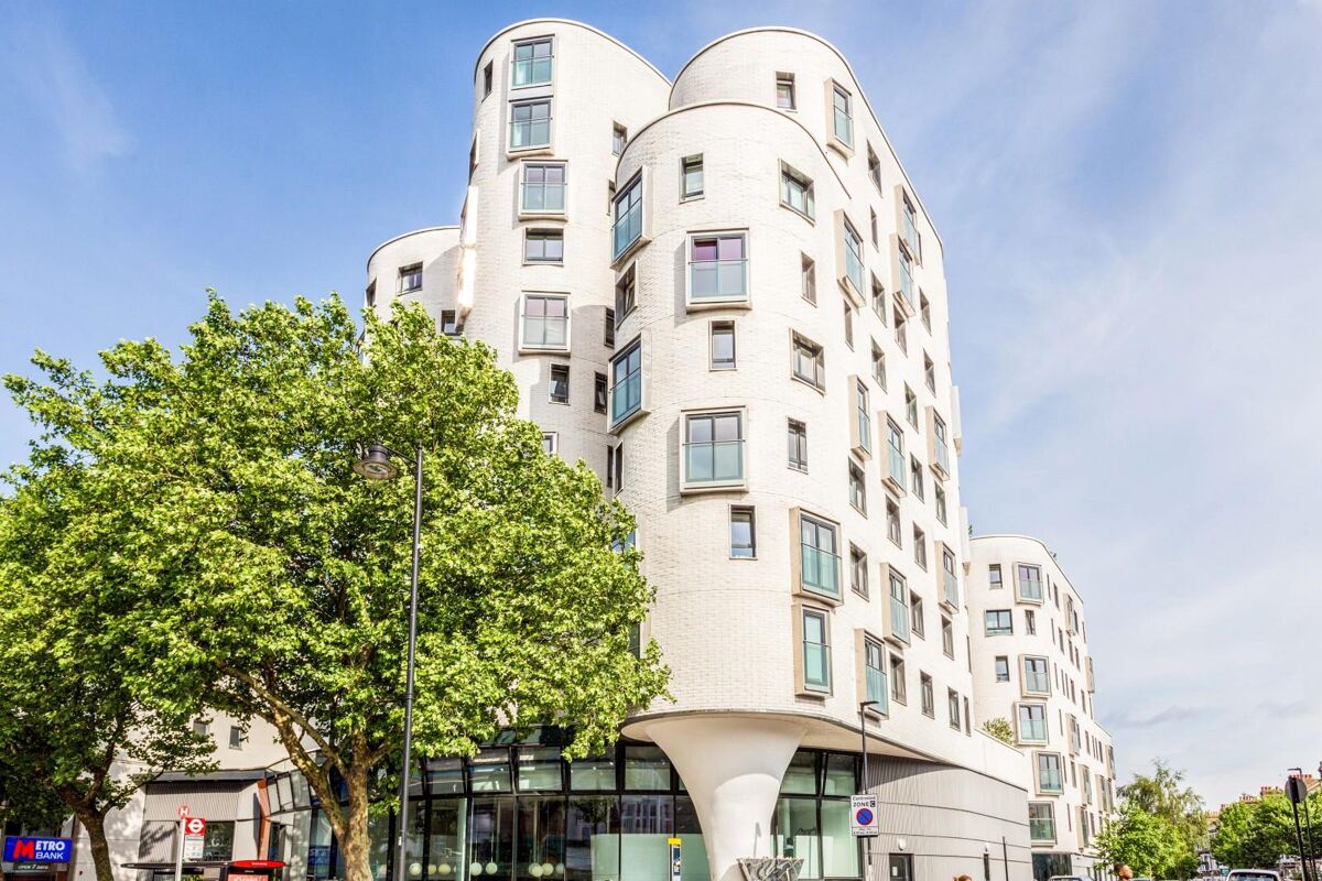 flat to rent in St Luke's Avenue, Clapham, London, SW4 - CPQ012474620 ...