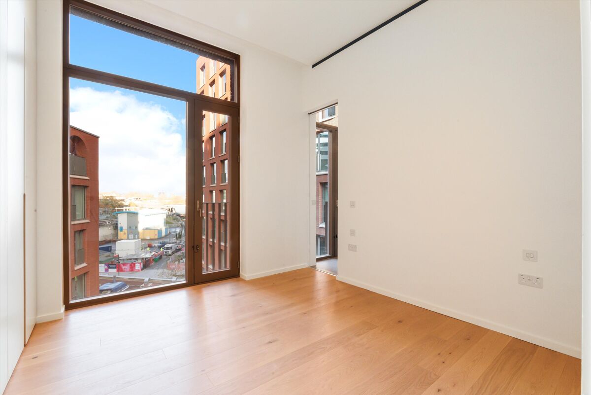 flat to rent in Cadence, Lewis Cubitt Square, London, N1C ...