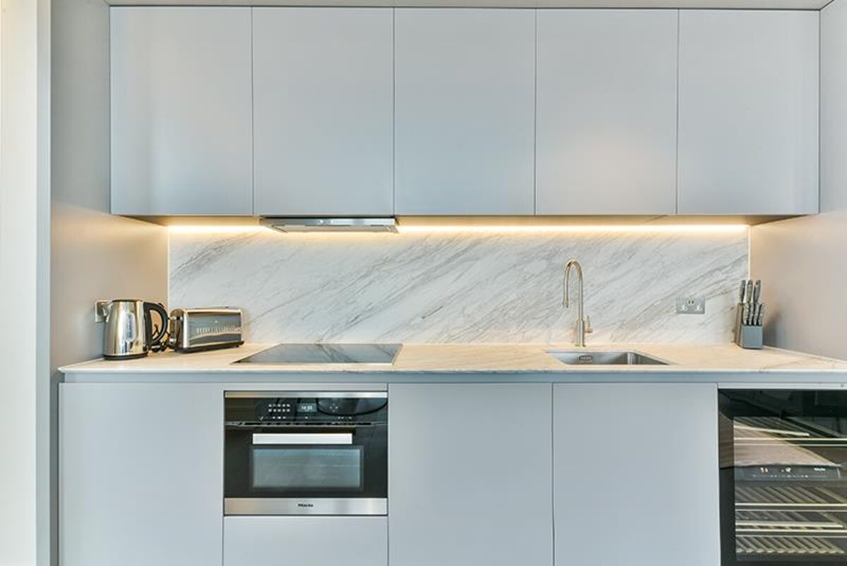 flat to rent in One Bishopsgate Plaza, Houndsditch, London, EC3A ...