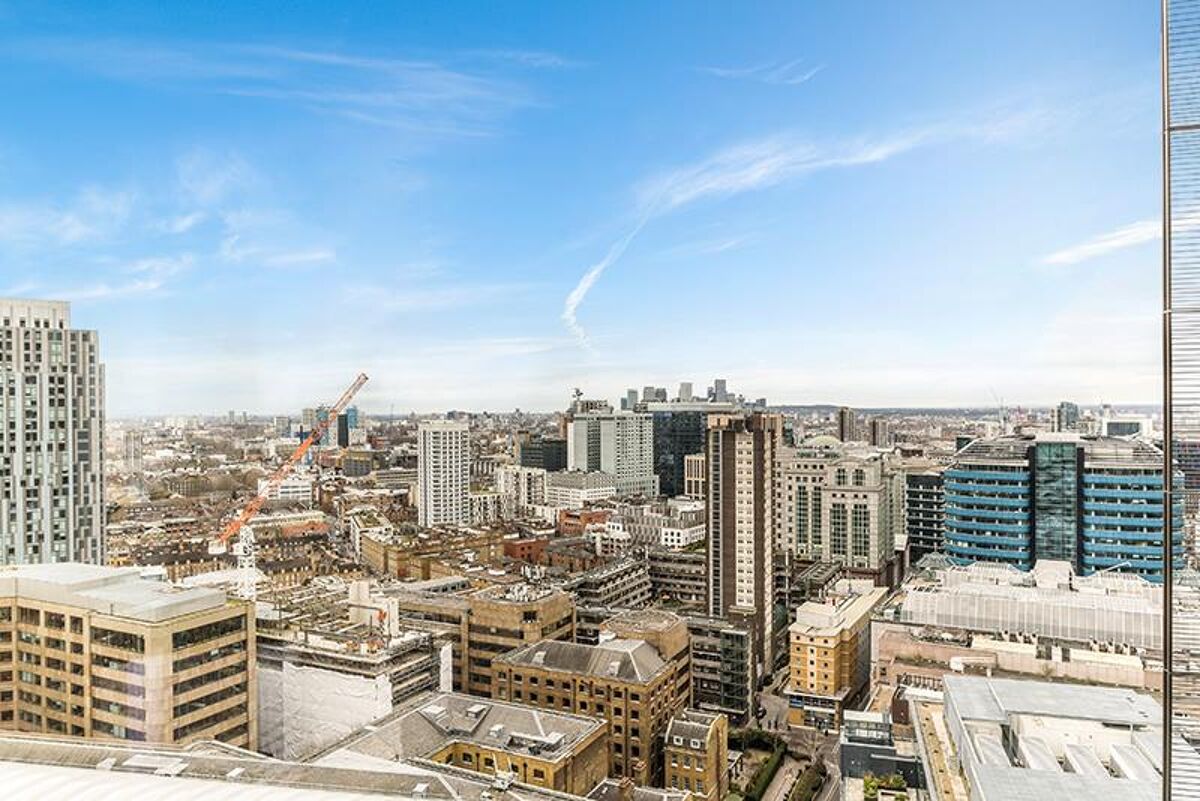 flat to rent in One Bishopsgate Plaza, Houndsditch, London, EC3A ...