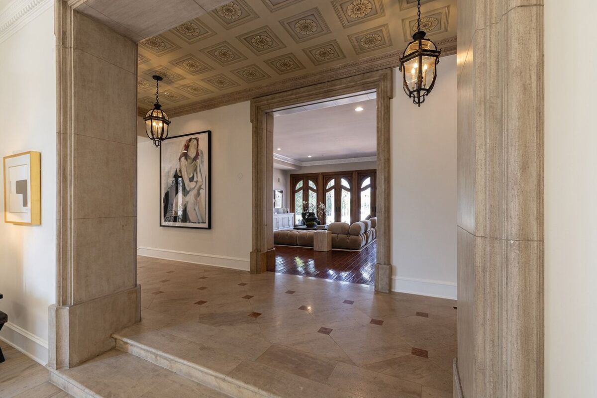 house for sale in 3364 Clerendon Rd, Beverly Hills, CA, 90210, US ...