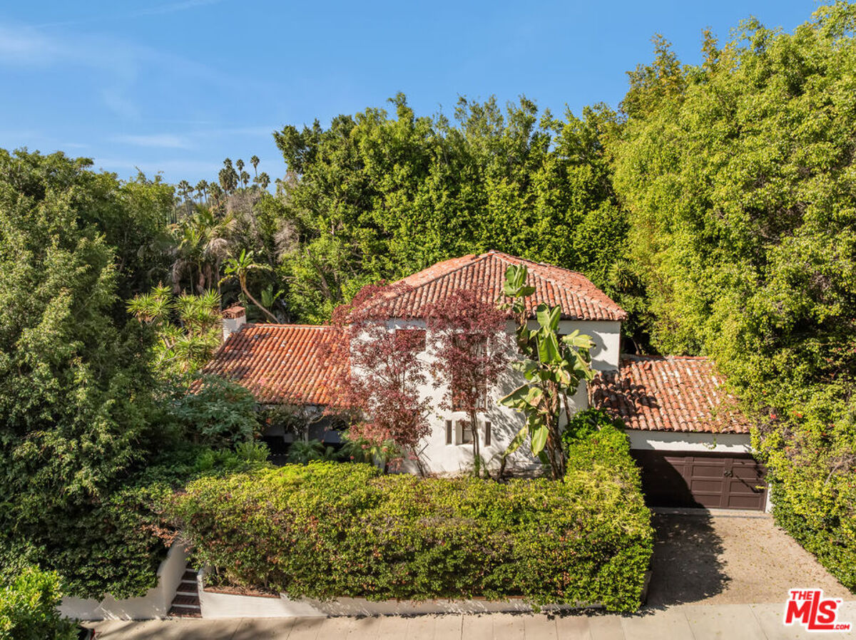 house for sale in 1135 Sunset Vale Ave, West Hollywood, CA, 90069, US ...