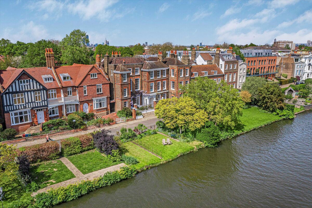 house for sale in Chiswick Mall, London, W4 - cwk012360573 | Knight Frank