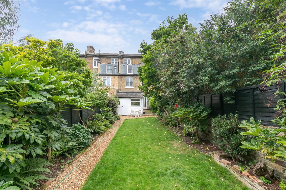 house for sale in Percy Road, London, W12. - CWK012438636 | Knight Frank