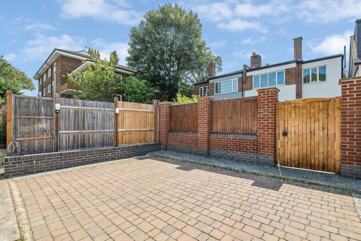 house for sale in Ellesmere Road, London, W4 - cwk012504616 | Knight Frank