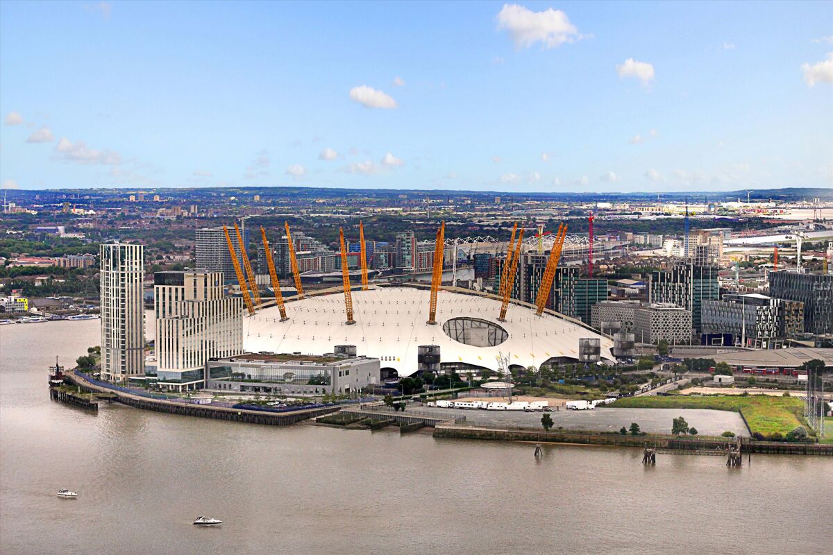 flat to rent in Arena Tower, London, E14 - cwq012000897 | Knight Frank