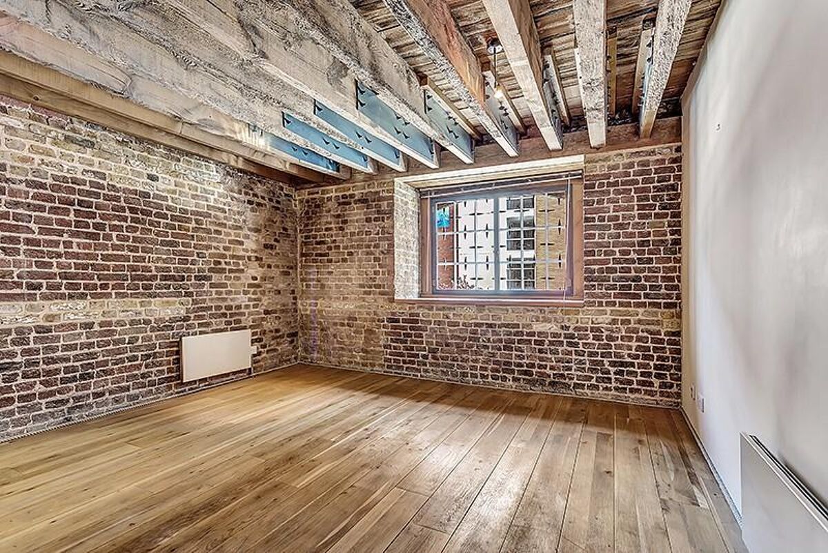 flat to rent in Port East Apartments, Hertsmere Road, Nr Canary Wharf ...