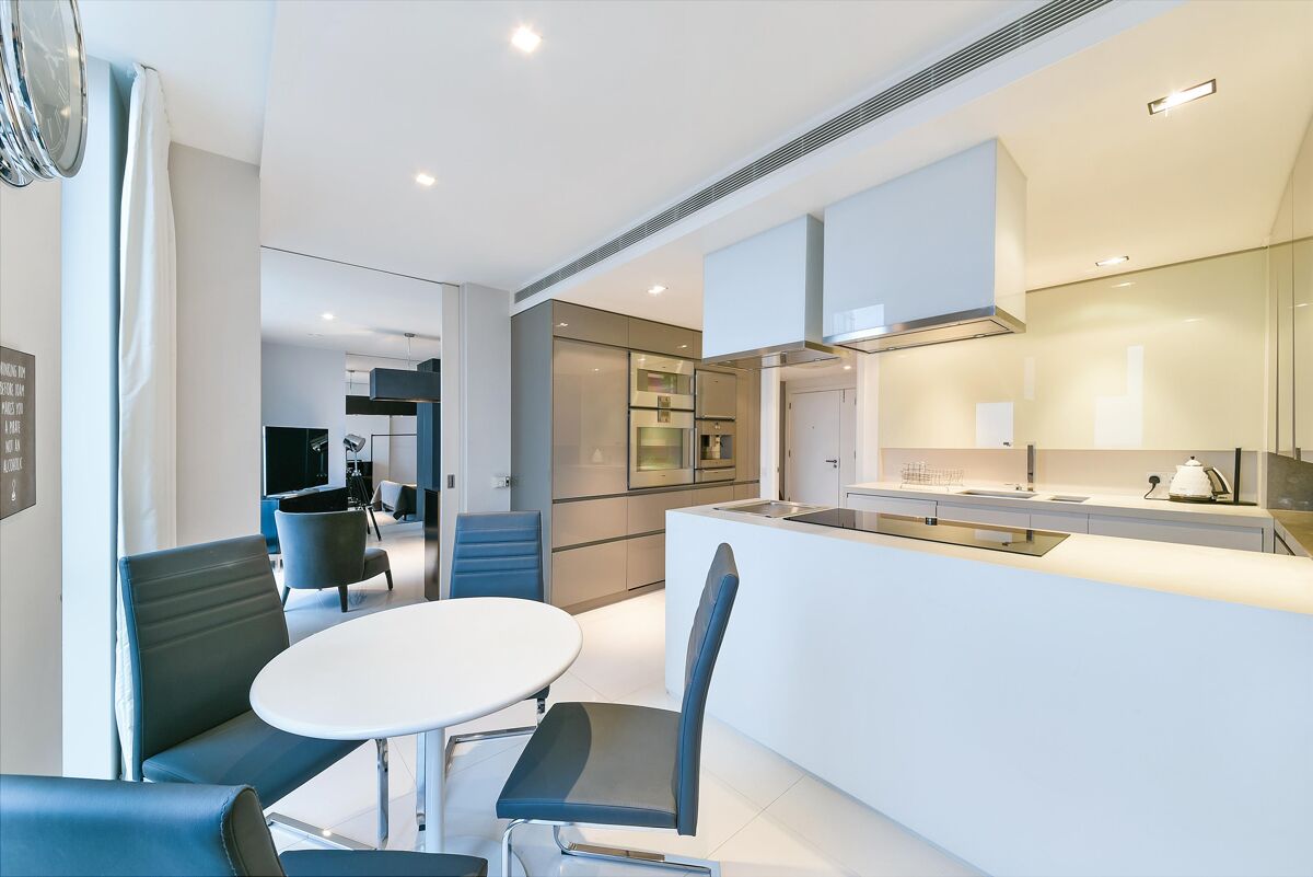 flat to rent in Pan Peninsula, Pan Peninsula Square, Nr Canary Wharf ...
