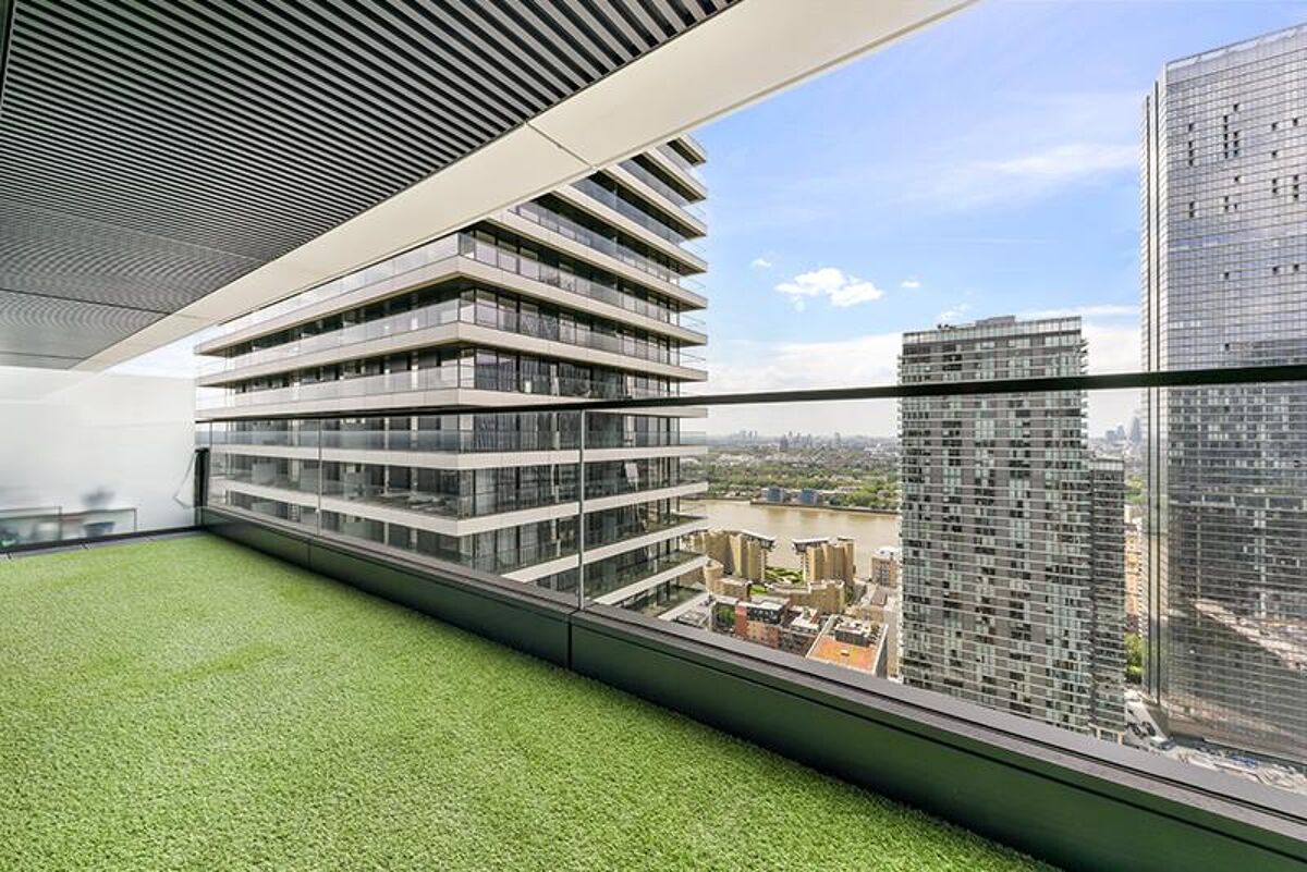 flat to rent in Bagshaw Building, (The Wardian), London, E14 ...