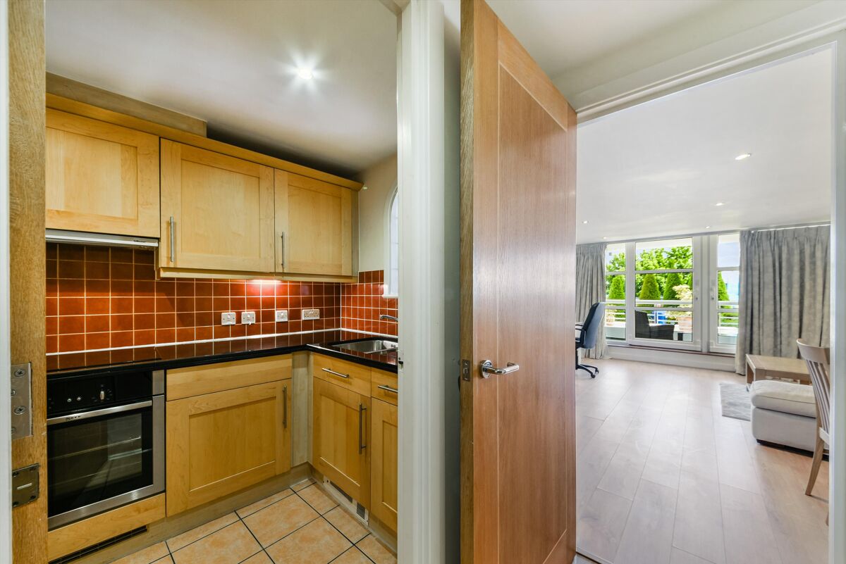 flat to rent in Pierhead Lock, Manchester Road, London, E14 ...