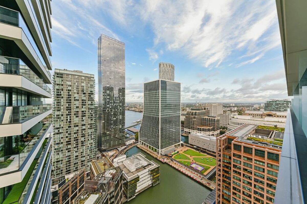 flat to rent in Bagshaw Building, (The Wardian), London, E14 ...