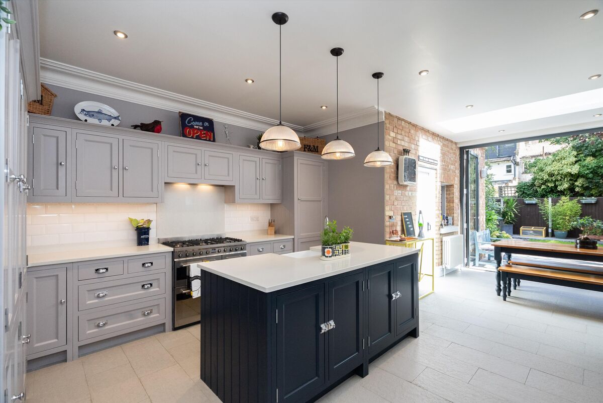 house for sale in Frankfurt Road, North Dulwich, London, SE24 ...