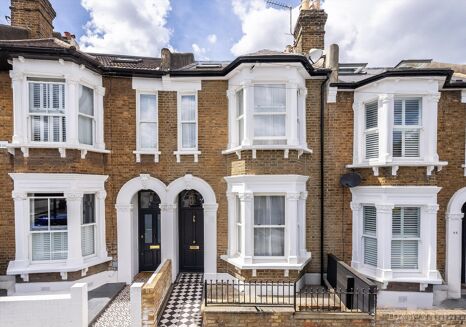 Properties For Sale In East Dulwich Houses For Sale In East Dulwich Properties For Sale In East Dulwich Houses For Sale In East Dulwich