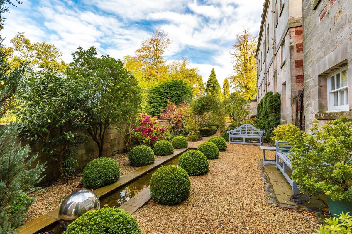 house for sale in Haddington, East Lothian, EH41 - ebr012469396 | Knight Frank