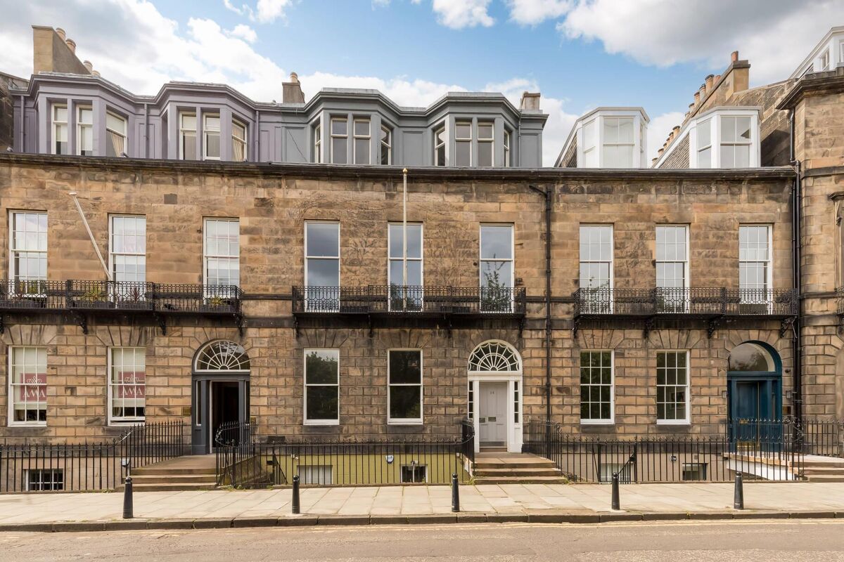 Townhouse for sale in Coates Crescent, Edinburgh, EH3 - ebr012578301 ...