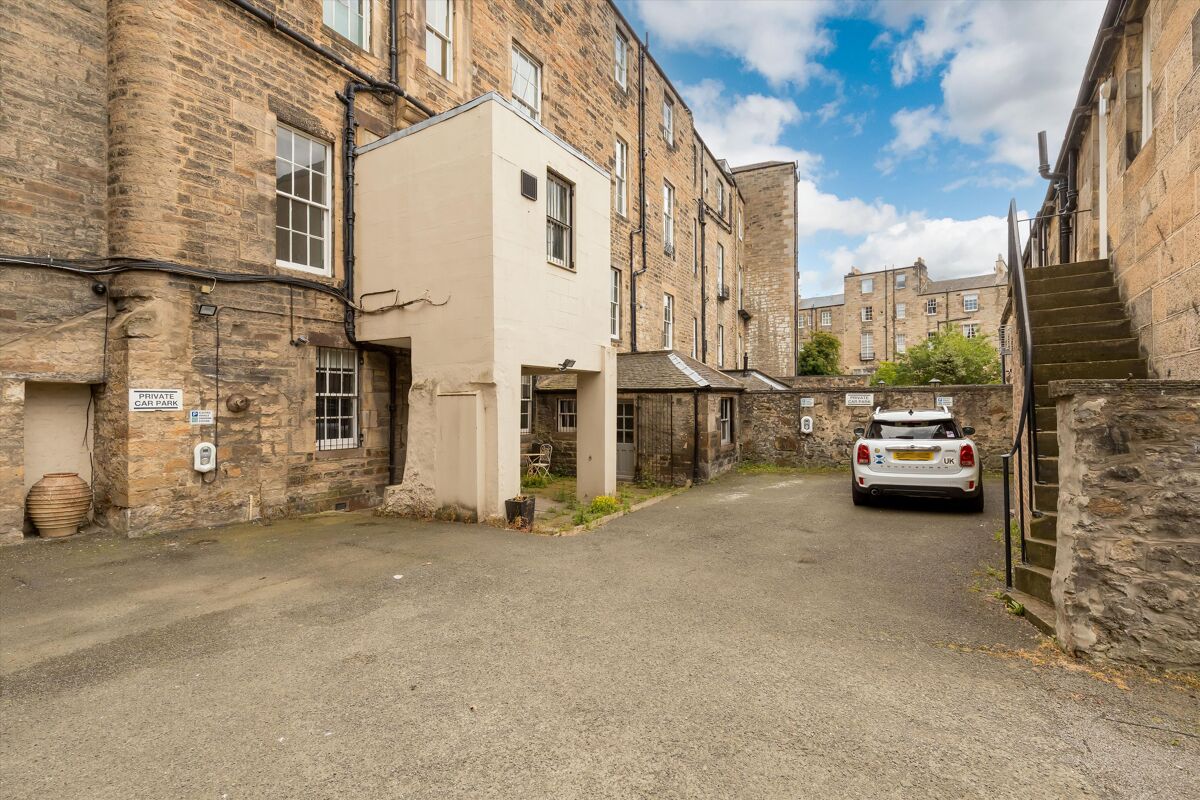 Townhouse for sale in Coates Crescent, Edinburgh, EH3 - ebr012578301 ...