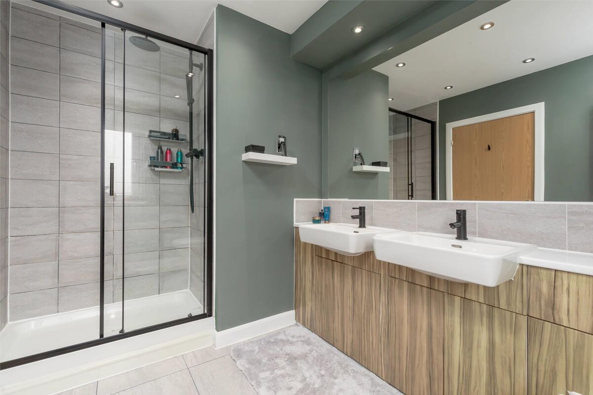 house for sale in Devon Place, Edinburgh, EH12 - edn012181689 | Knight ...