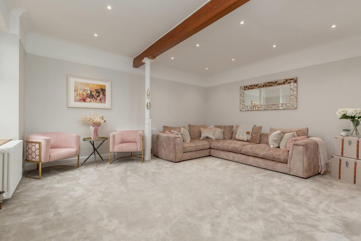 house for sale in The Stables, Edinburgh, EH14 - edn012234297 | Knight ...