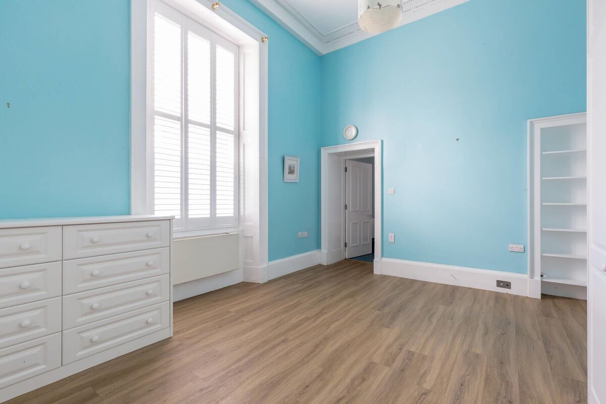 house for sale in Inverleith Row, Edinburgh, EH3 - EDN012280821 ...