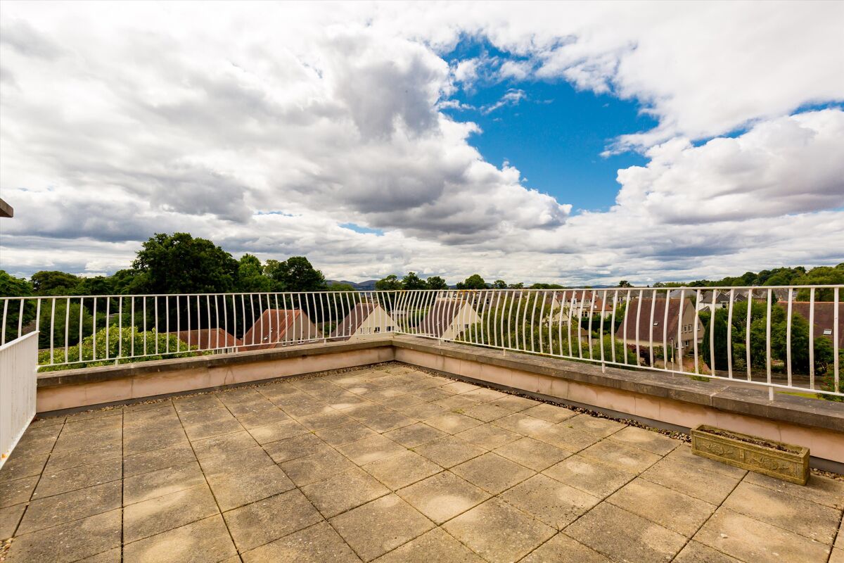 flat for sale in Succoth Court, Edinburgh, EH12 - edn012284543 | Knight ...