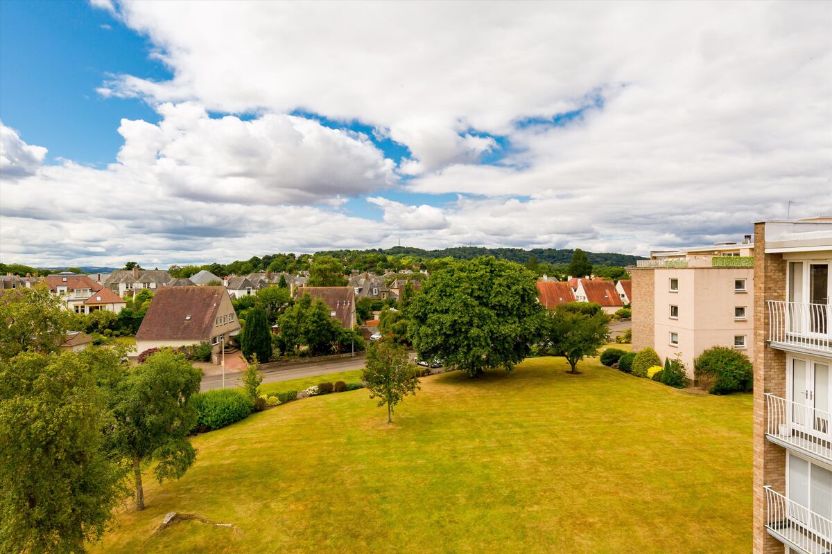 flat for sale in Succoth Court, Edinburgh, EH12 - edn012284543 | Knight ...